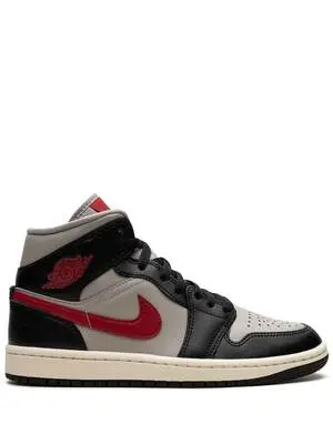 JORDAN Air 1 Mid Sneakers - Black