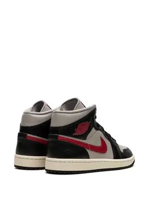 JORDAN Air 1 Mid Sneakers - Black