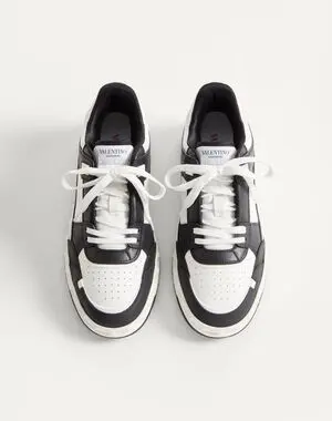 Valentino Garavani Freedots Low-top Trainer - Black