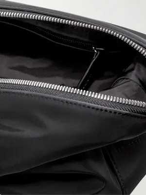 WANT Les Essentiels Shell Wash Bag