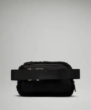 lululemon utility bag Everywhere Crossbody Belt 1L Lululemon Everywhere Belt Bag -