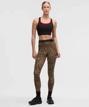 Women's training tights with phone pockets