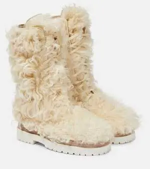 Magda Butrym Shearling Lace-up Boots - Beige