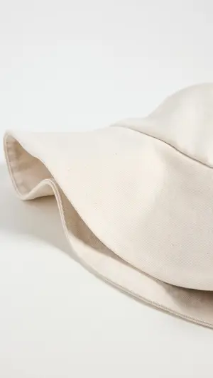 Janessa Leoné Walker Hat - Off White