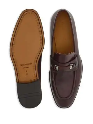 FERRAGAMO Gancio-plaque Leather Loafers - Red