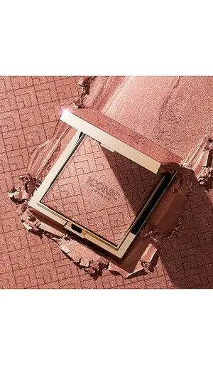 ICONIC LONDON Kissed The Sun Multi-use Cheek Glow - So Cheeky