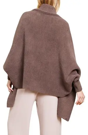 Barefoot Dreams Cozychic™ Blanket Wrap