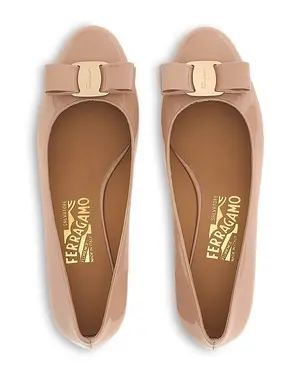 FERRAGAMO Vara Low-heel Pumps - Amaretti