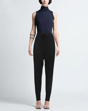 SOALLURE Tapered Knit Pants - Black