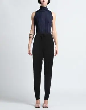 SOALLURE Tapered Knit Pants - Black