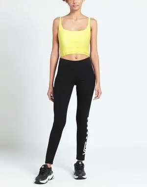 SOLOTRE Knit Crop Top
