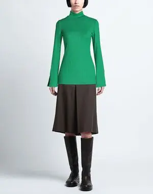 BERNA Turtleneck Top - Green