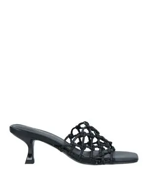 TOSCA BLU Sandals