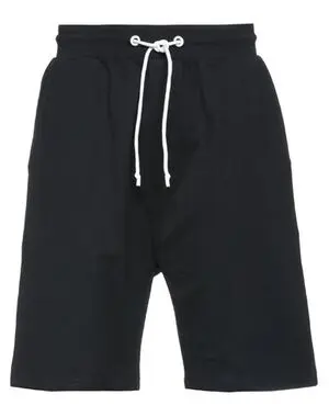 DOOA Shorts & Bermuda Shorts - Black