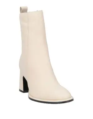 EQUITARE Eleonor Ankle Boots In Soft Leather