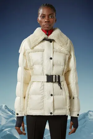 Moncler Biollay Short Down Jacket