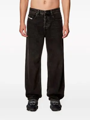 DIESEL® 2001 D-macro 09i35 Straight-leg Jeans - Black