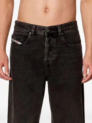 DIESEL® 2001 D-macro 09i35 Straight-leg Jeans - Black