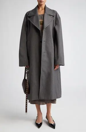 Commission Cape Coat