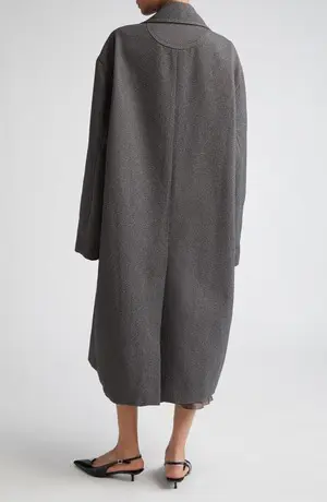 Commission Cape Coat