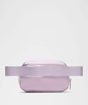 Lululemon Everywhere Belt Bag With Long Strap 1l