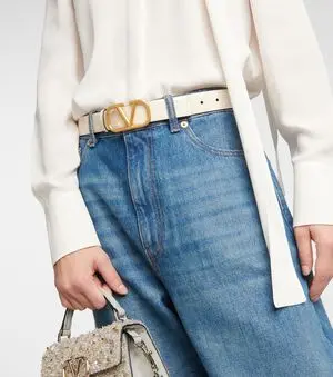 Valentino Garavani Vlogo Signature 30 Reversible Leather Belt - Pink