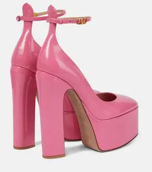 Valentino Garavani Tan-go Platform Pumps - Pink