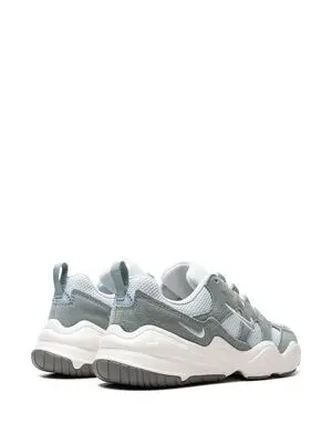Nike Tech Hera Sneakers - Grey