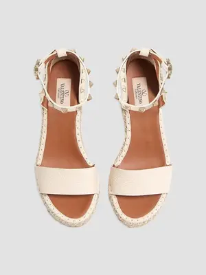 Valentino Garavani Double Rockstud Grainy Calfskin Wedges 105mm - Light Ivory