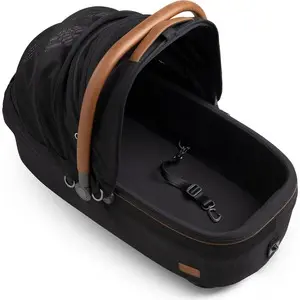 TAVO PETS Maeve™ Medium Rigid Pet Car Seat - Onyx