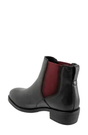 Softwalk Rana Chelsea Boot - Black/ Red
