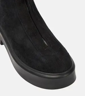 THE ROW Zipped Suede Ankle Boots - Black