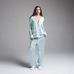 Skims Hotel Shine Long Sleeve Button Up Sleep Set - Frost