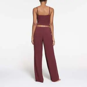 SKIMS Sleep Straight Leg Pant - Oxblood
