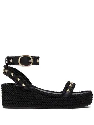 Valentino Garavani Rockstud Flatform Sandals - Black