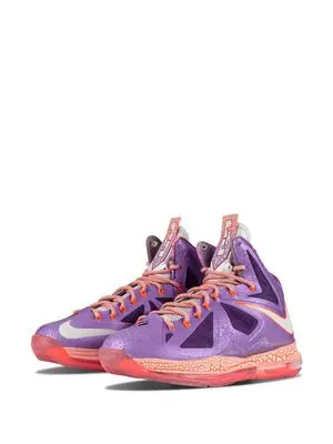 Nike Lebron Extraterrestrial Sneakers