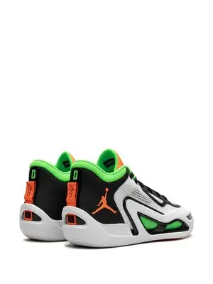 JORDAN Luka 2 Home Team Sneakers