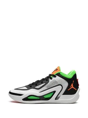 JORDAN Luka 2 Home Team Sneakers