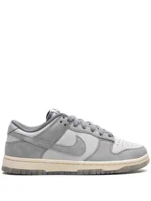 Women's Low Top Nike Sneakers