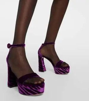 GIANVITO ROSSI Holly Velvet Platform Sandals