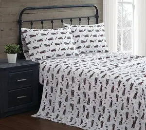 TRULY SOFT Holiday Truck King Flannel Sheet Set - One-color