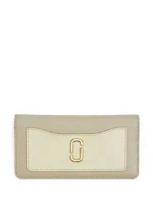 Marc Jacobs The Utility Snapshot Long Wallet - Neutrals