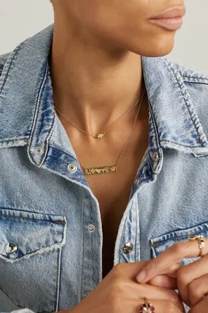 JENNIFER MEYER Mini Hamsa 18-karat Emerald Necklace