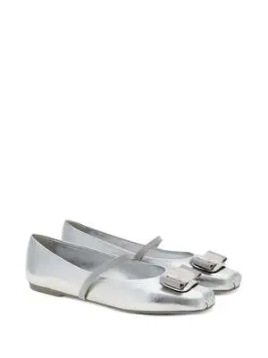 FERRAGAMO Vara Plate Ballet Flats - Silver