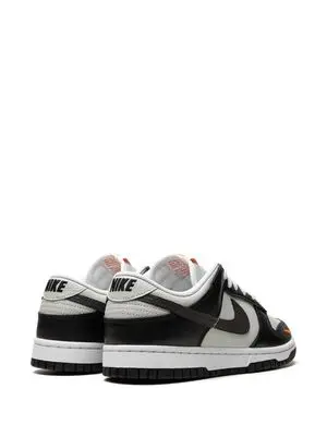 Nike Dunk Low Sneakers - Black
