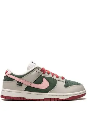 Nike Dunk Low Se All Petals United Sneakers