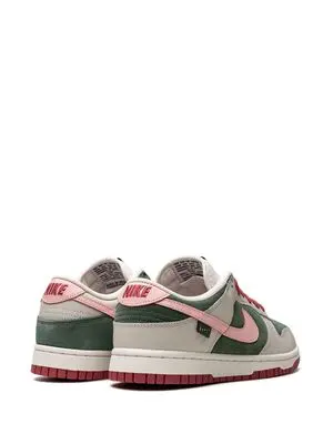 Nike Dunk Low Se All Petals United Sneakers