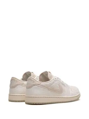 JORDAN X Chris Paul Air 1 Low Og Sneakers