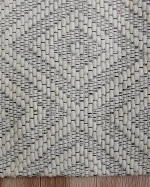 LR HOME Oslo Cel Area Rug, 7'9 X 9'9