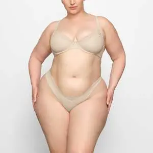 SKIMS Unlined Scoop Bra | Black | 38b | Fits Everybody Lace Sand